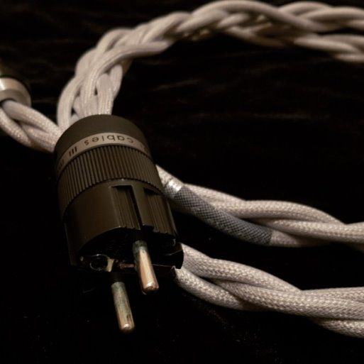 VORTEX Power Cable – EsensAudio