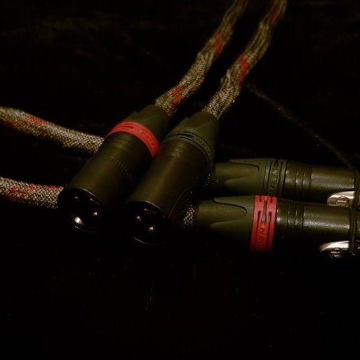 VORTEX Power Cable – EsensAudio